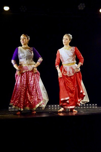 Sharmila Sharma - Cours de Kathak Danse classique du Nord de l'Inde ...