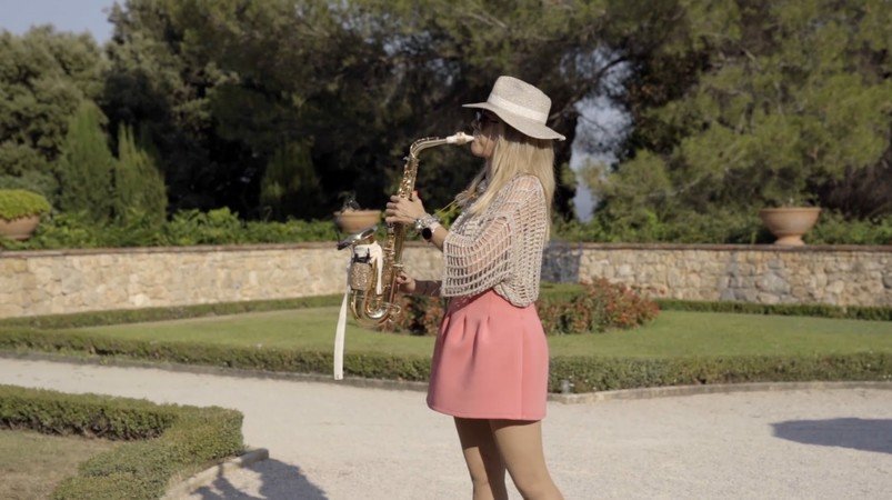 ABBY - DJ Chanteuse-saxophoniste Mariage 83 - Fréjus - (83600)